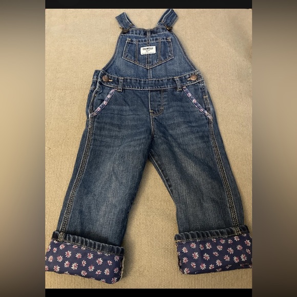 OshKosh B'gosh | Bottoms | Oshkosh Bgosh Girls 2t Distressed Denim ...